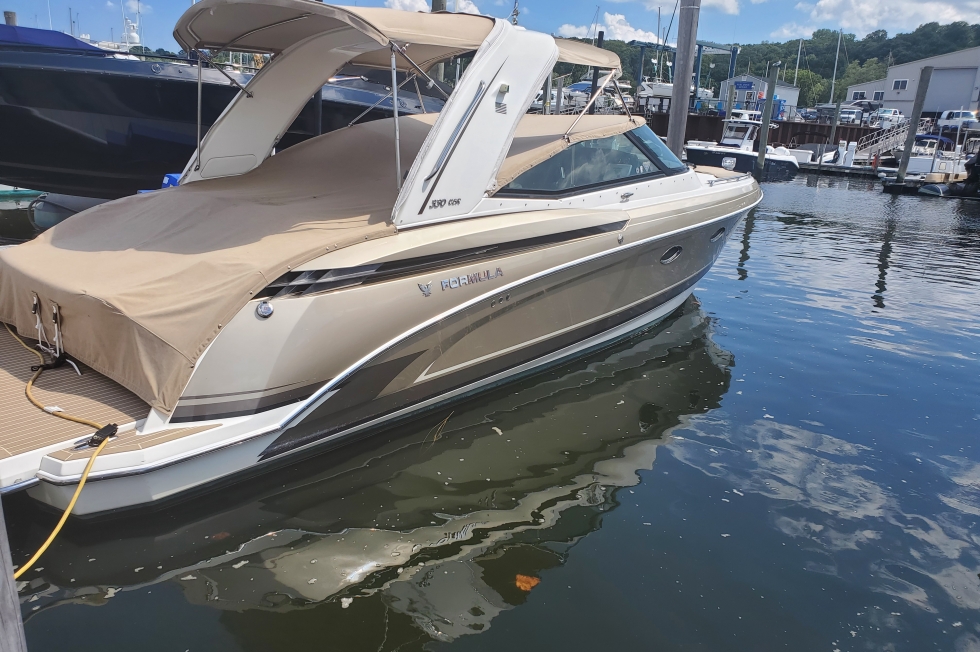 2015 Formula Bowrider